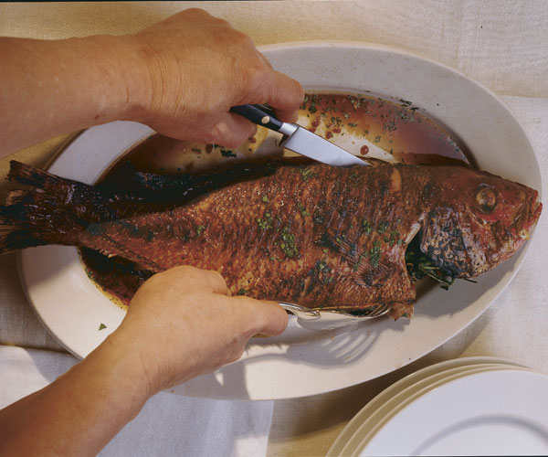 Can you cook fish with the scales still on?