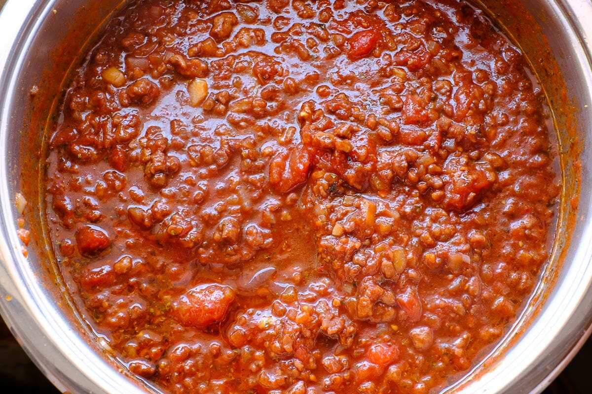 Can you cook ground meat in sauce?