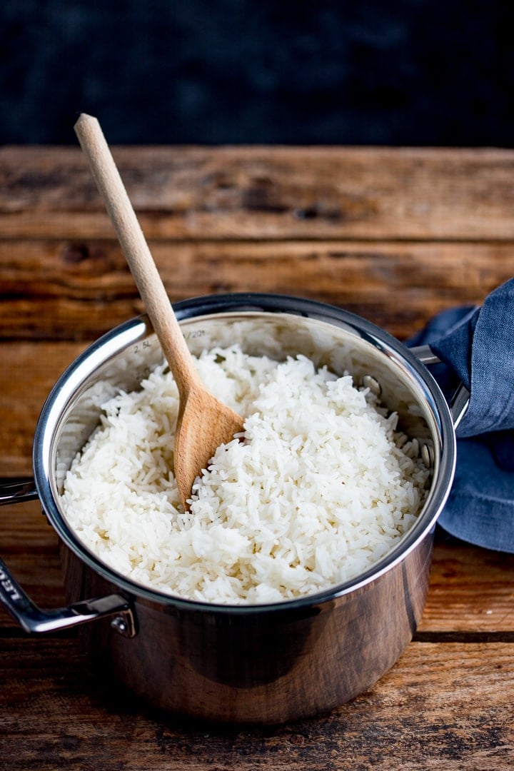 Can you cook rice with just hot water?