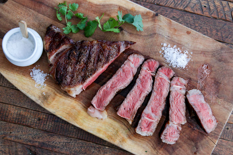 Can you cook steaks at 200 degrees?