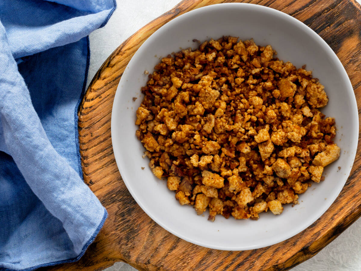 Can you crumble tofu in food processor?