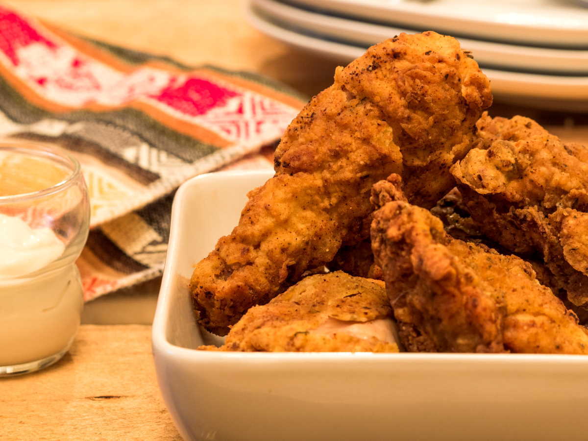 Can you deep fry chicken in electric skillet?