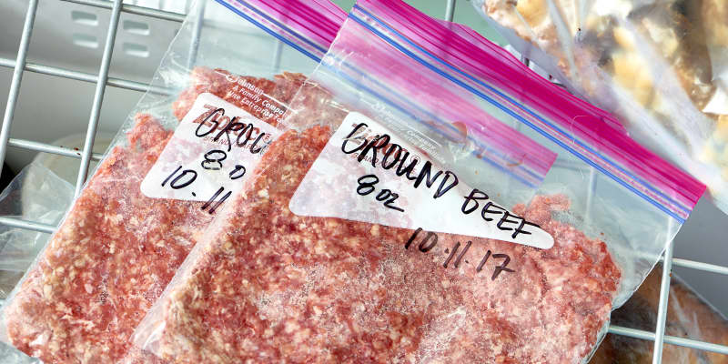 Can you defrost meat in freezer bags?