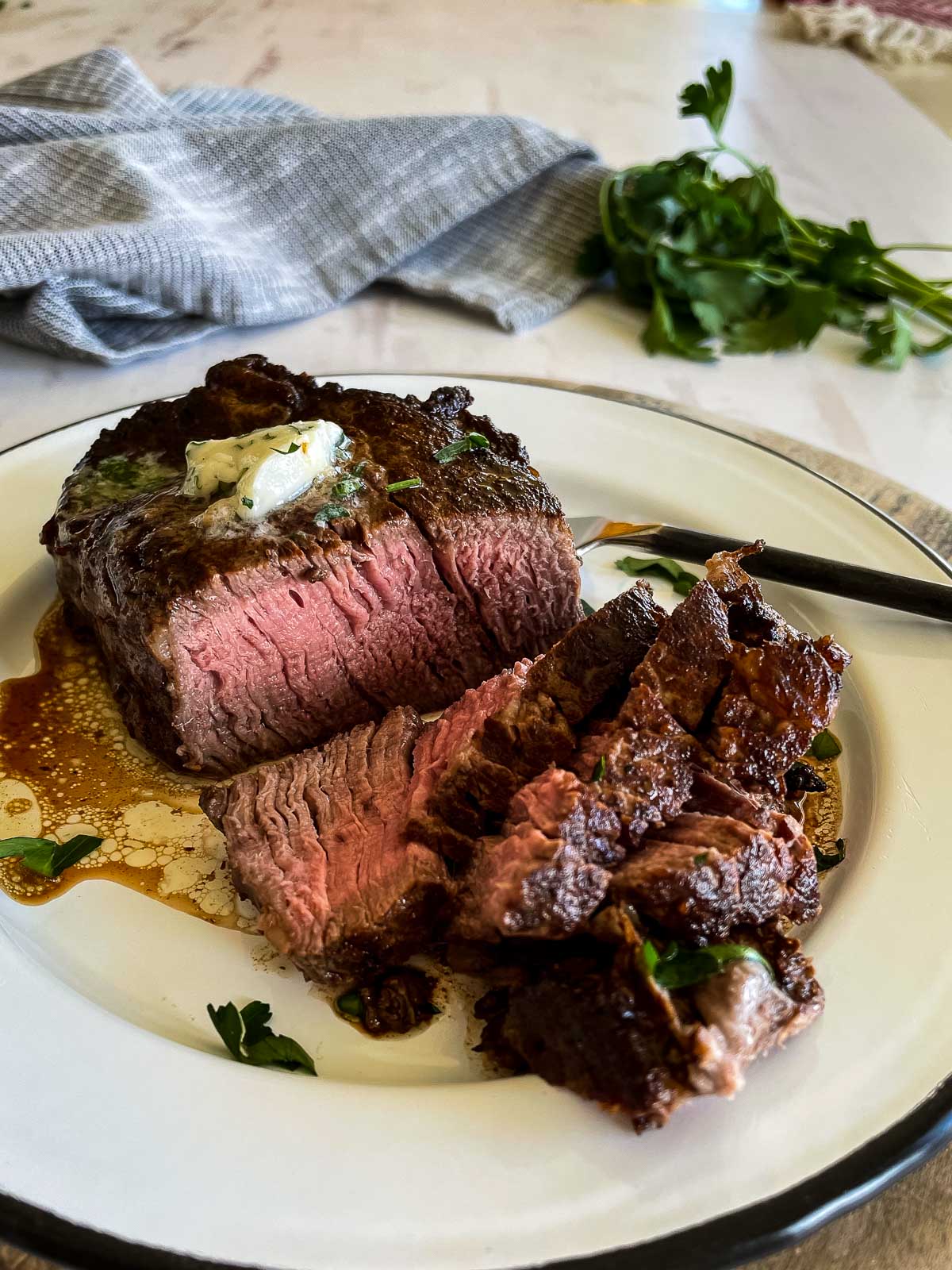 Can you eat beef tenderloin medium-rare?