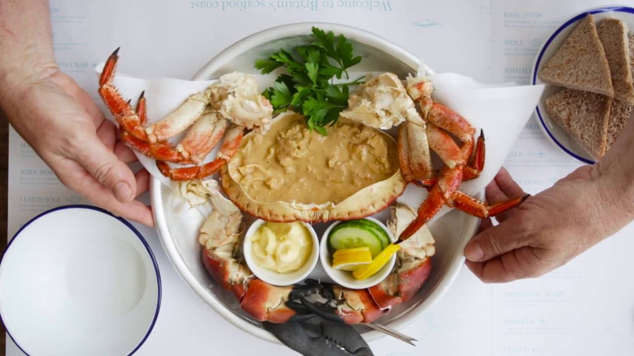 Can you eat brown crab meat?