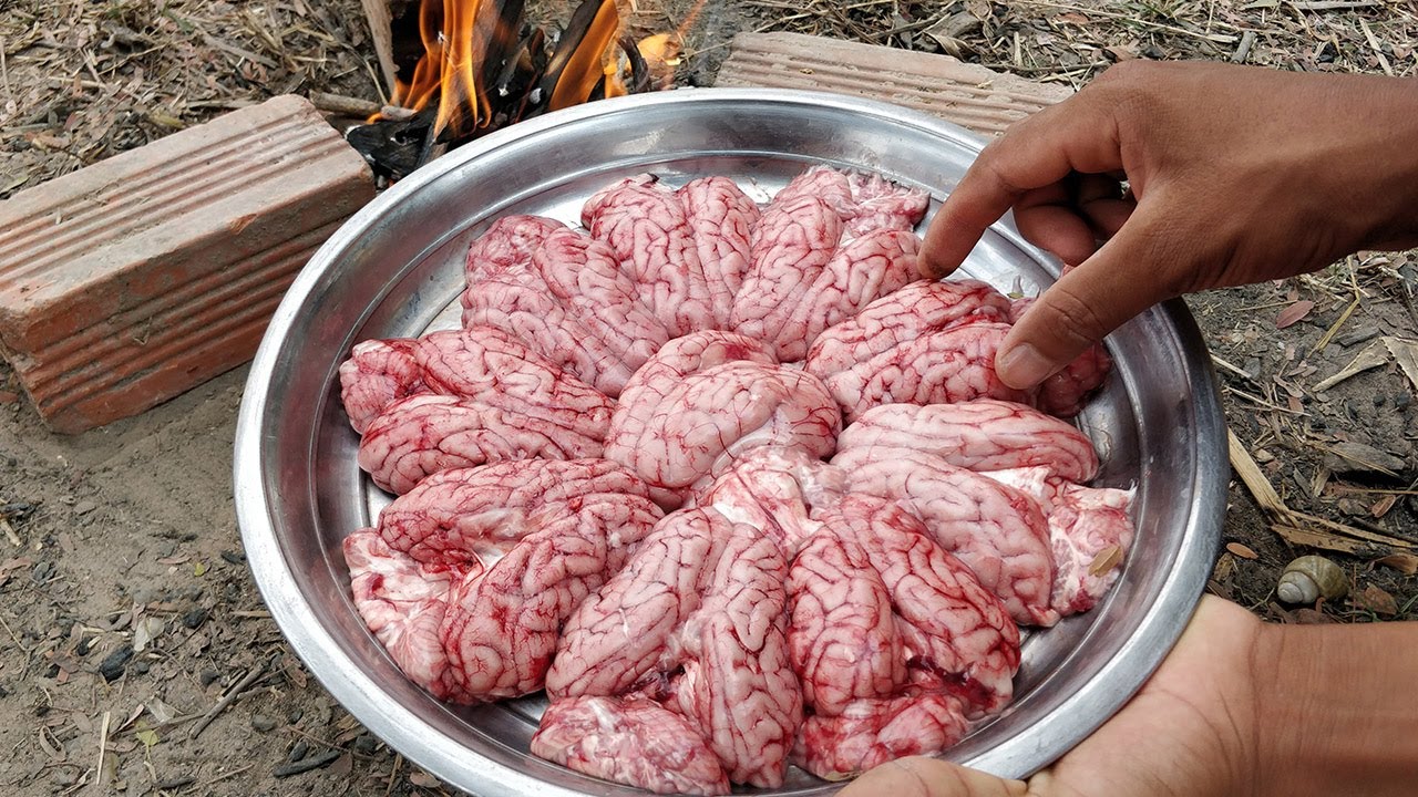 Can you eat cooked pig brain?