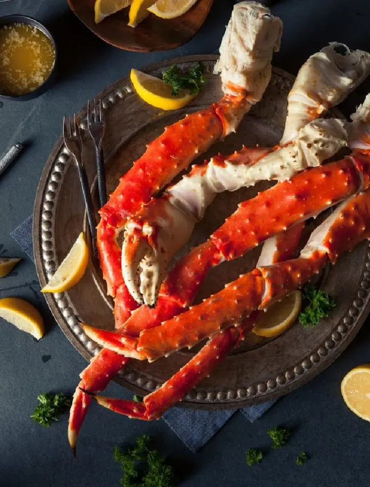 Can you eat defrosted crab legs?