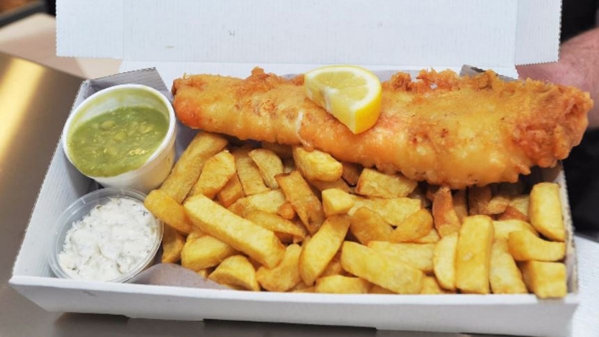Can you eat fish and chips on a diet?