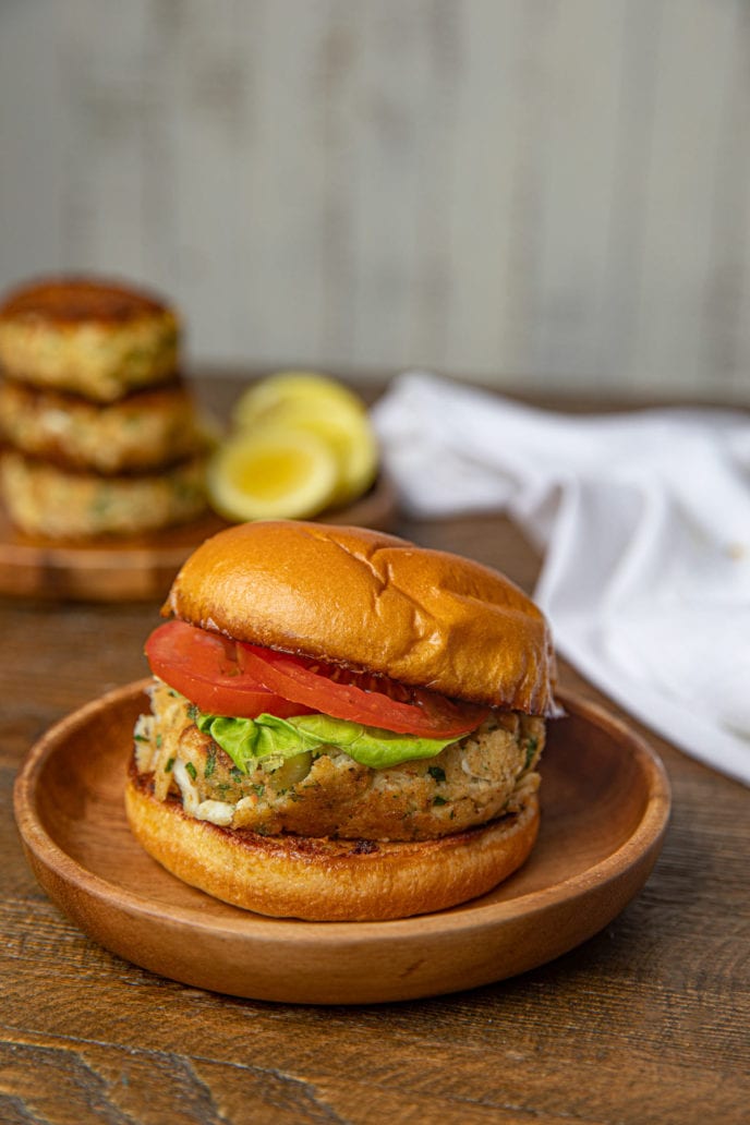 Can you eat frozen crab cakes on a sandwich?
