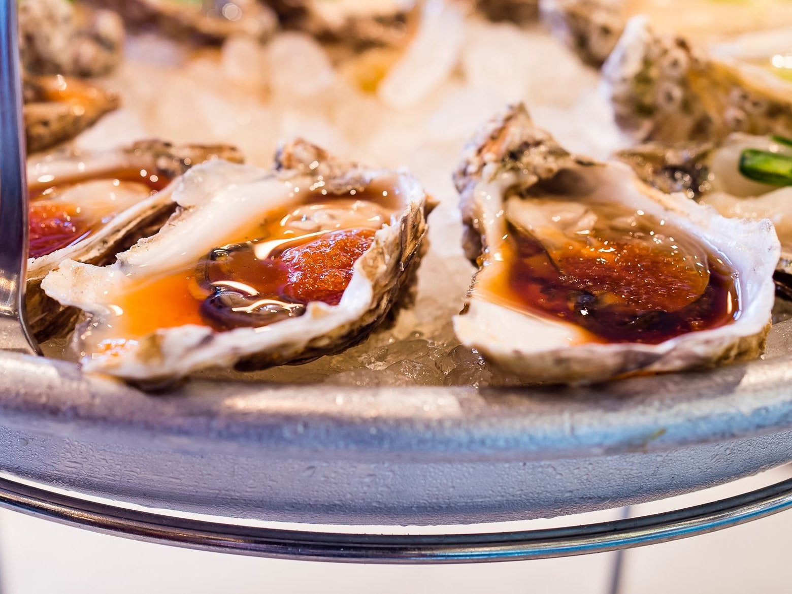 Can you eat oysters straight from the sea?