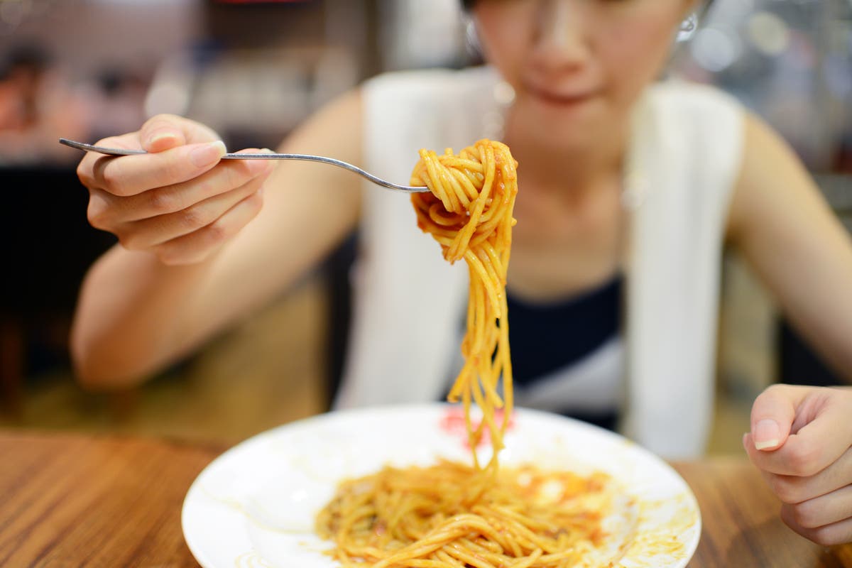 Can you eat pasta while trying to lose weight?