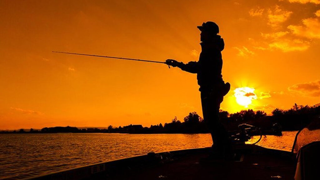 Can you fish in Nova Scotia without a license?