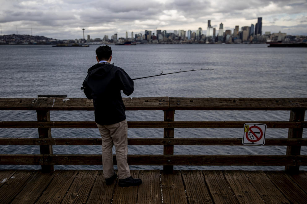 Can you fish off the pier in Seattle?