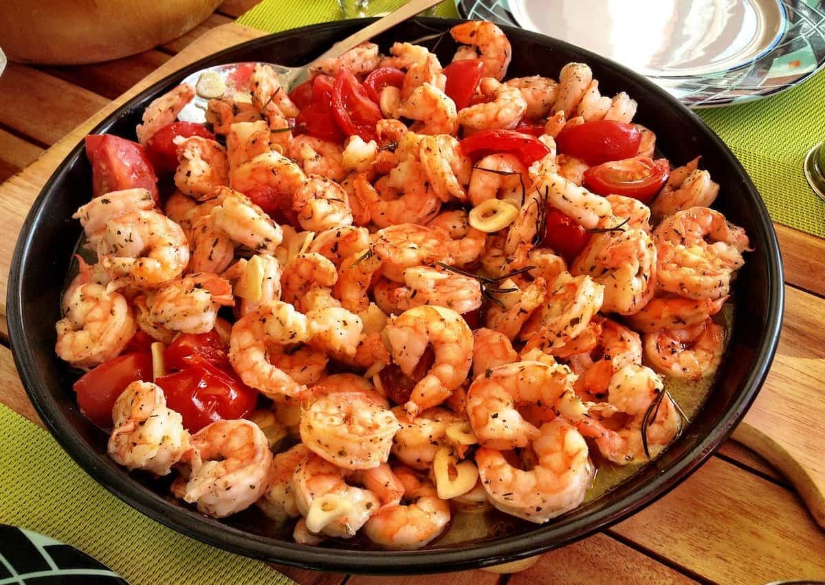 Can you freeze and reheat cooked shrimp?