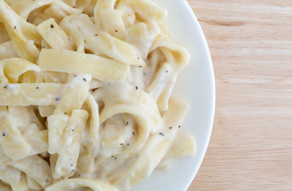 Can you freeze leftover homemade Alfredo sauce?
