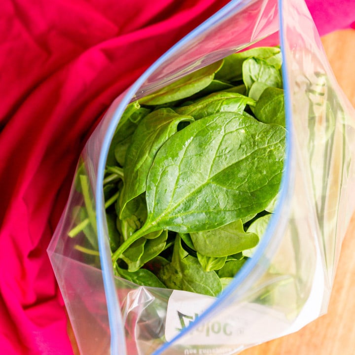 Can you freeze soup with fresh spinach in it?