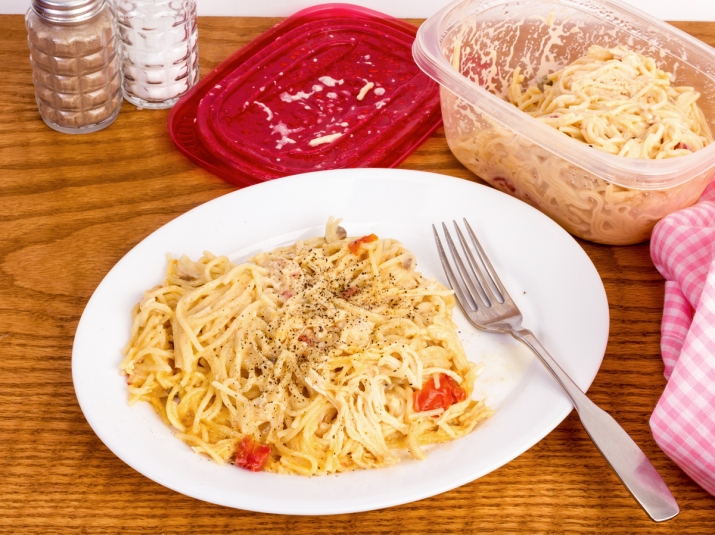 Can you get food poisoning from leftover pasta?