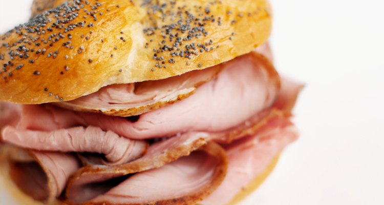 Can you get food poisoning from old deli meat?