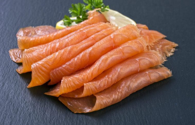 Can you get food poisoning from uncooked frozen fish?