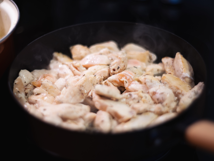 Can you get salmonella from undercooked chicken?