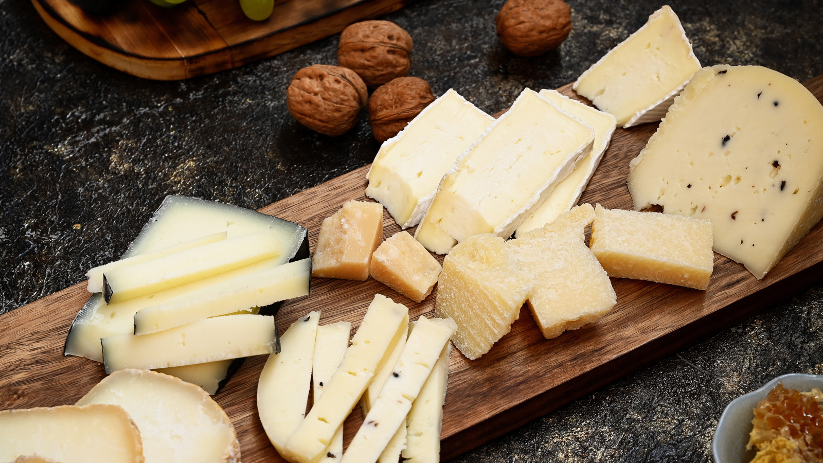Can you get sick from eating expired cheese?