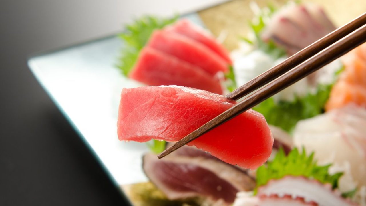 Can you get sick from eating raw salmon and bass?