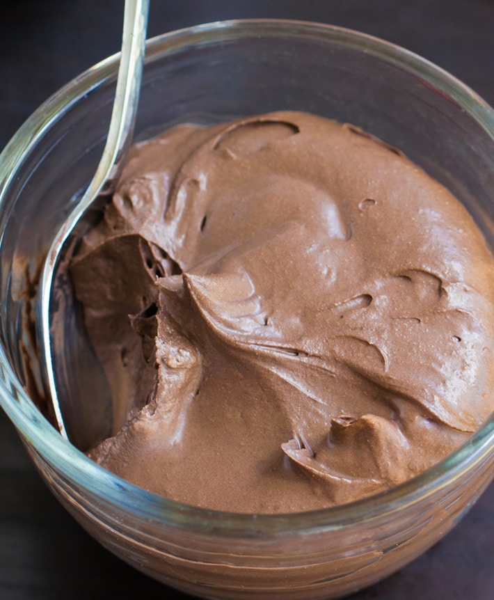 Can you have chocolate pudding on a liquid diet?