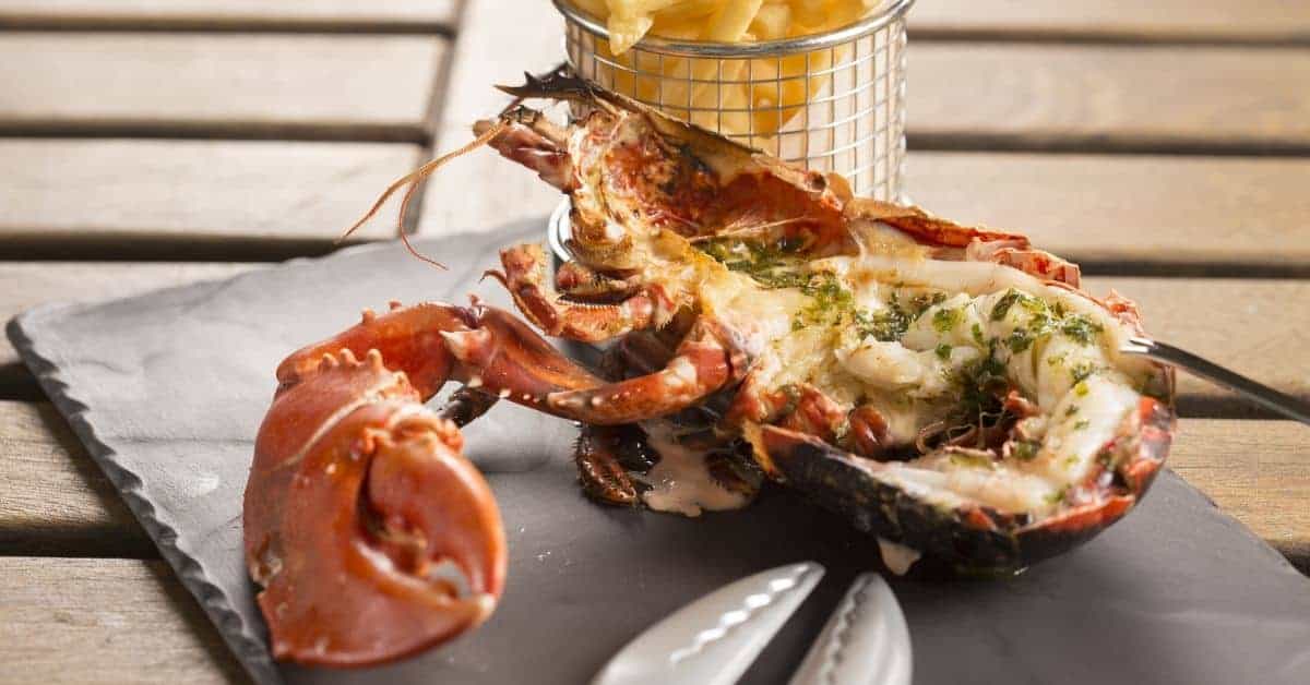 Can you heat cooked lobster?