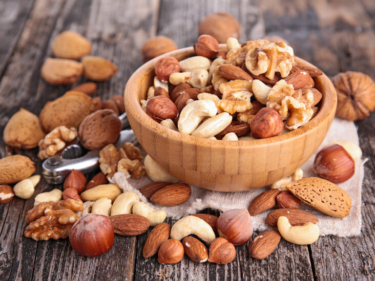 Can you lose weight eating just nuts?