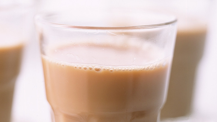 Can you mix soy milk with tea?