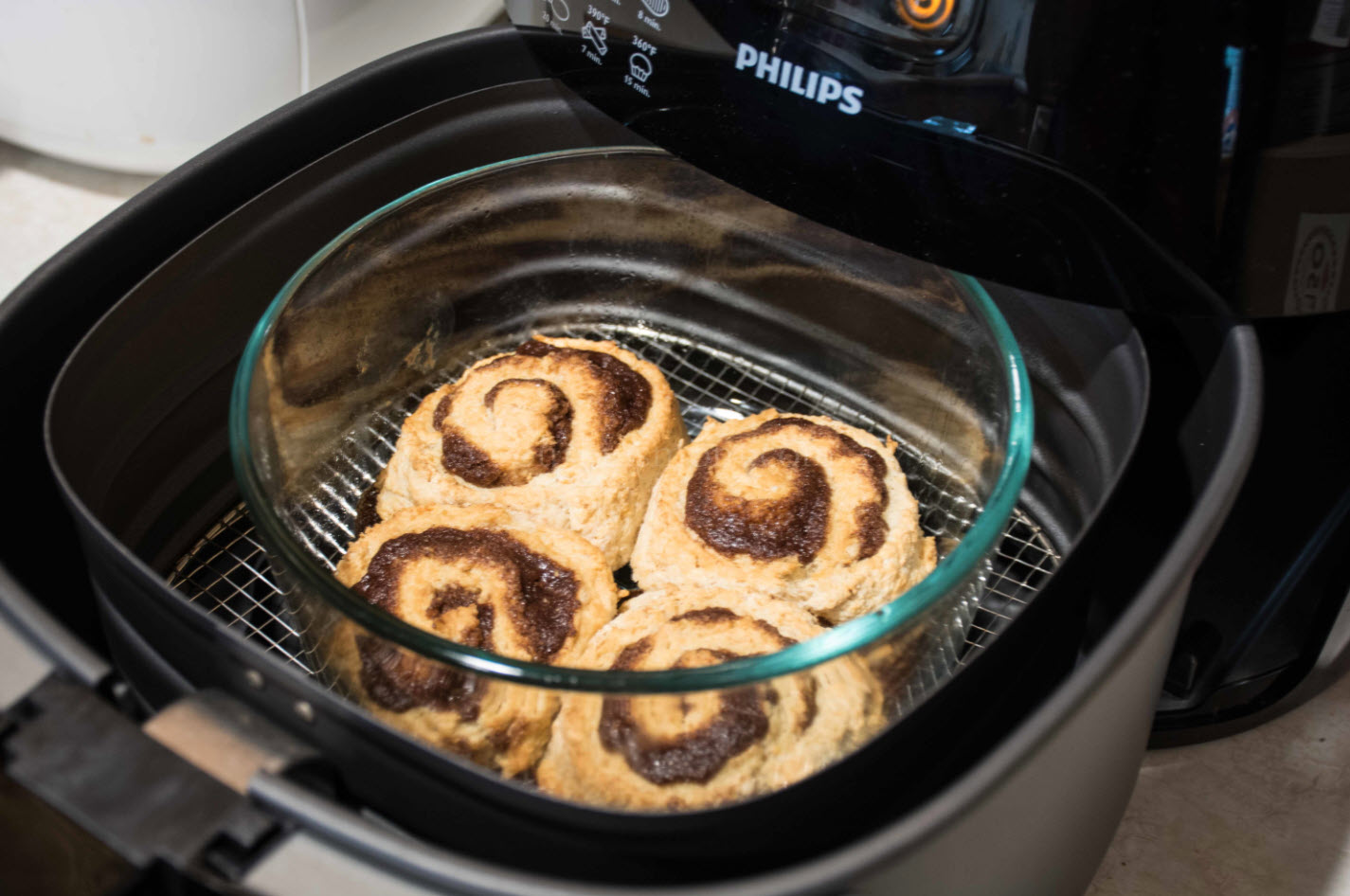 Can you put a glass bowl in an air fryer?