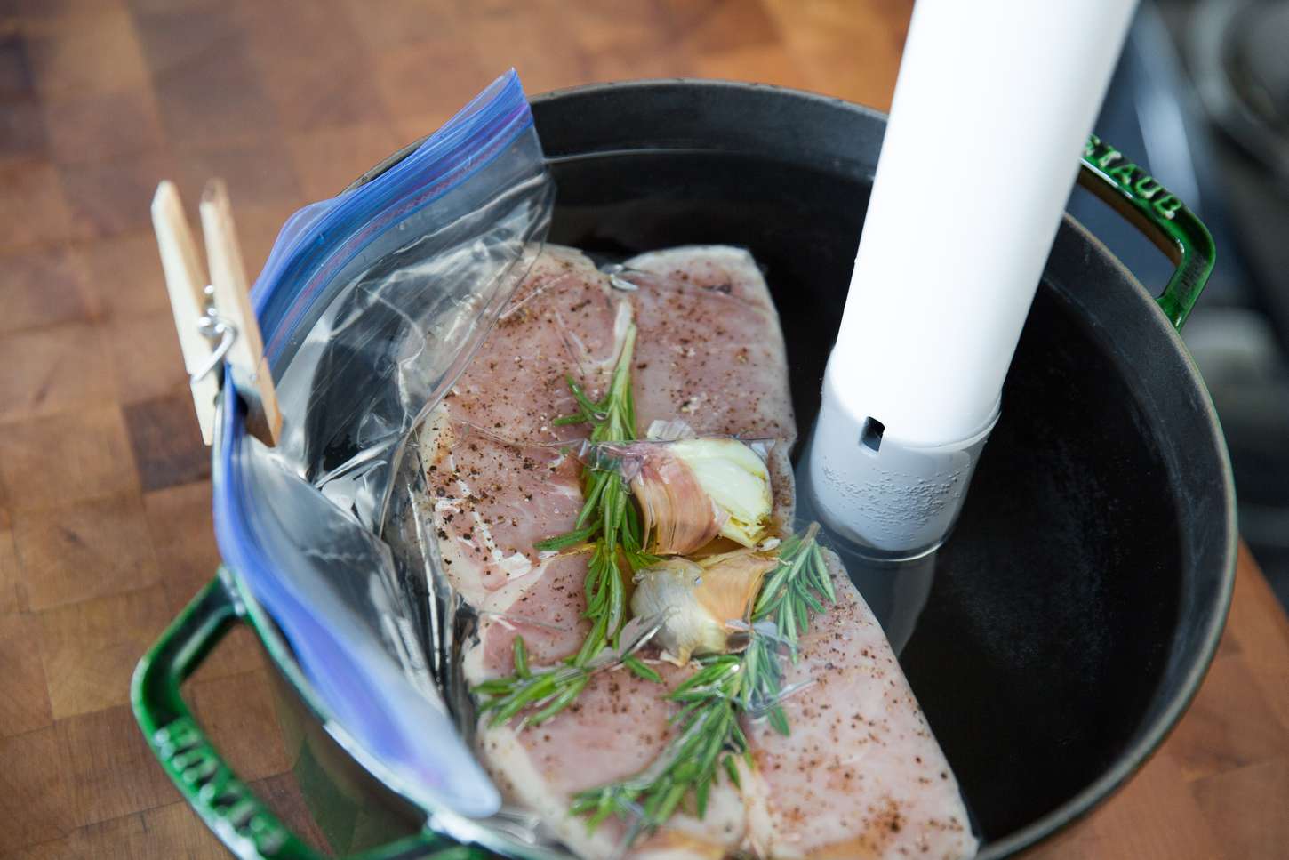 Can you put frozen food in a sous vide?