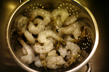 Can you put frozen shrimp in steamer?