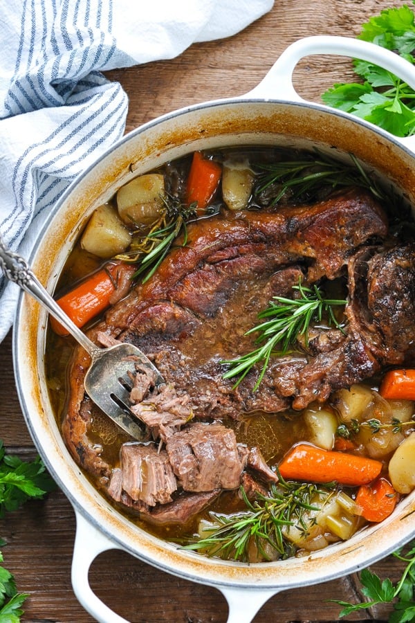 Can you roast meat in a Dutch oven?