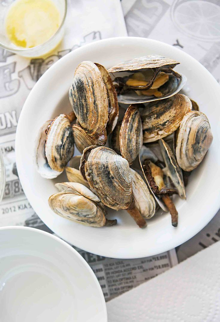 Can you steam clams in a steamer?