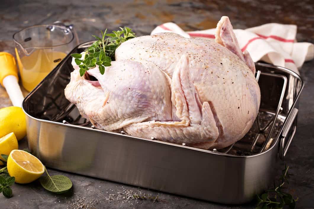 Can you thaw a 10lb turkey overnight?