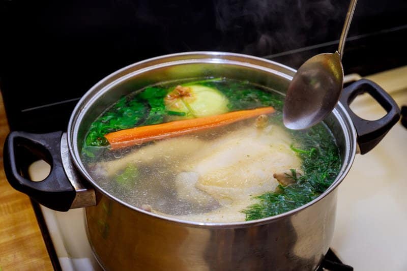 Can you use chicken stock with fish?