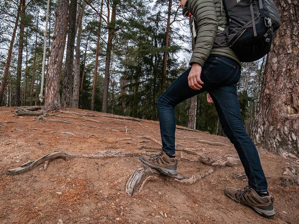 Can you wear jeans on a walk?