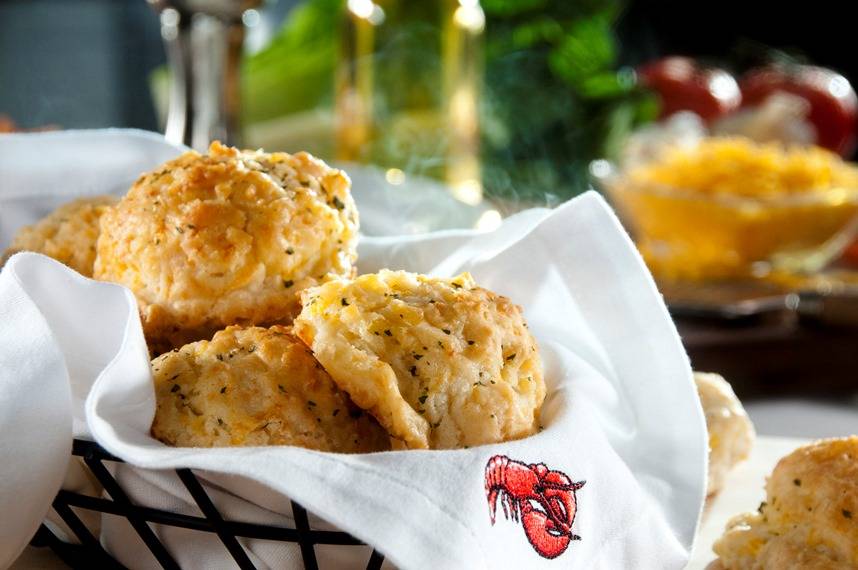 Did Red Lobster get rid of the biscuits?