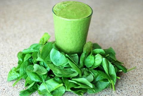 Did you know that raw spinach helps detox?
