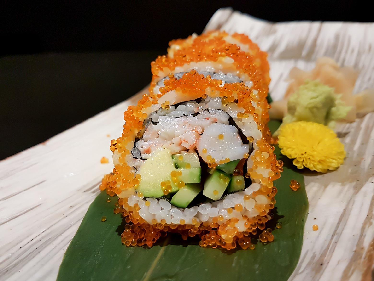 Do California rolls have raw crab?