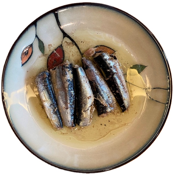 Do canned sardines have preservatives?