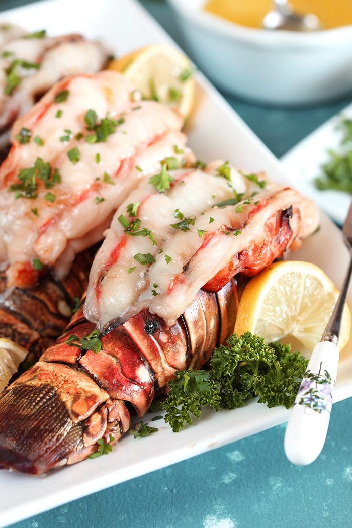 Do Fishmongers remove the veins from lobster tails?