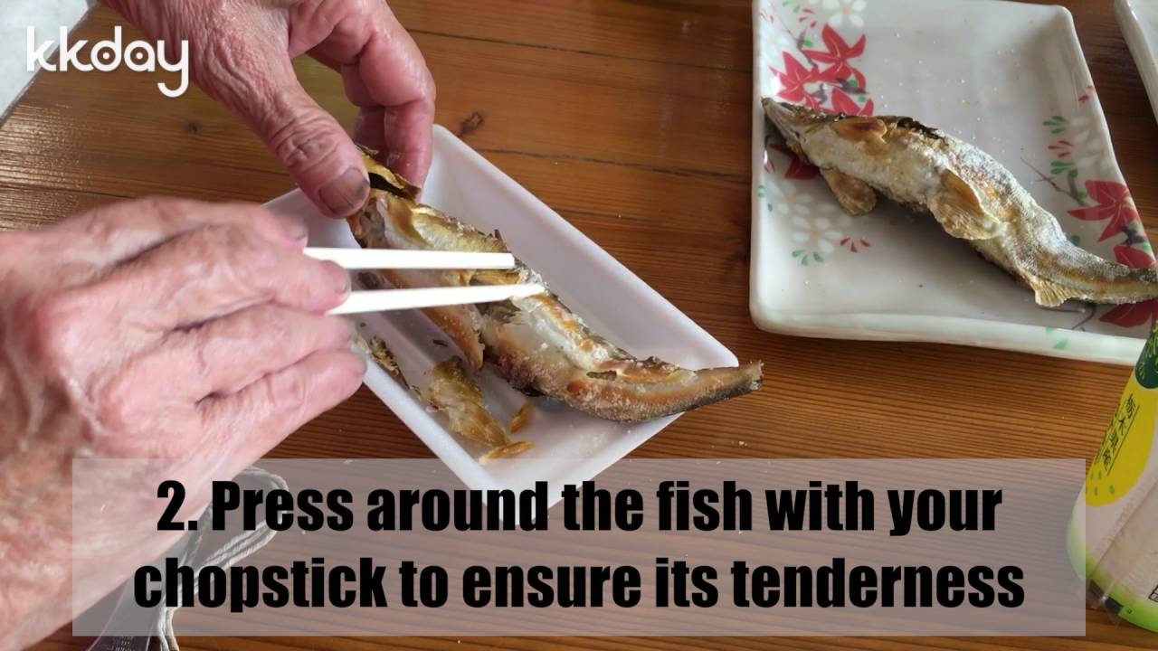 Do Japanese eat fish bones?