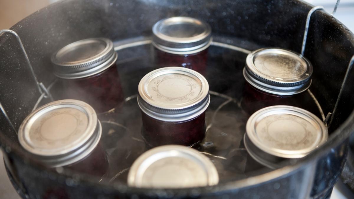 Do jars have to be covered in a water bath?