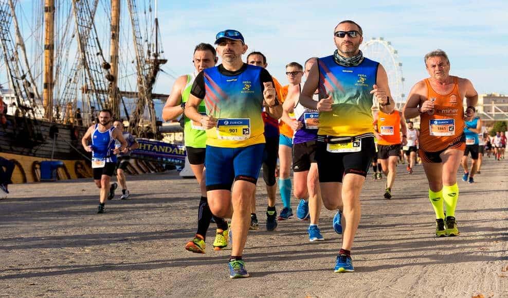 Do marathon runners drink energy drinks?