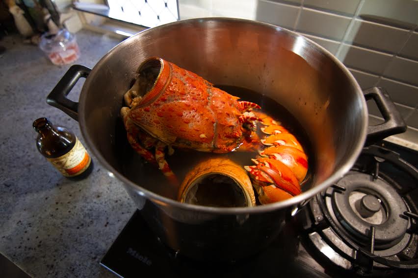 Do people cook lobster head?