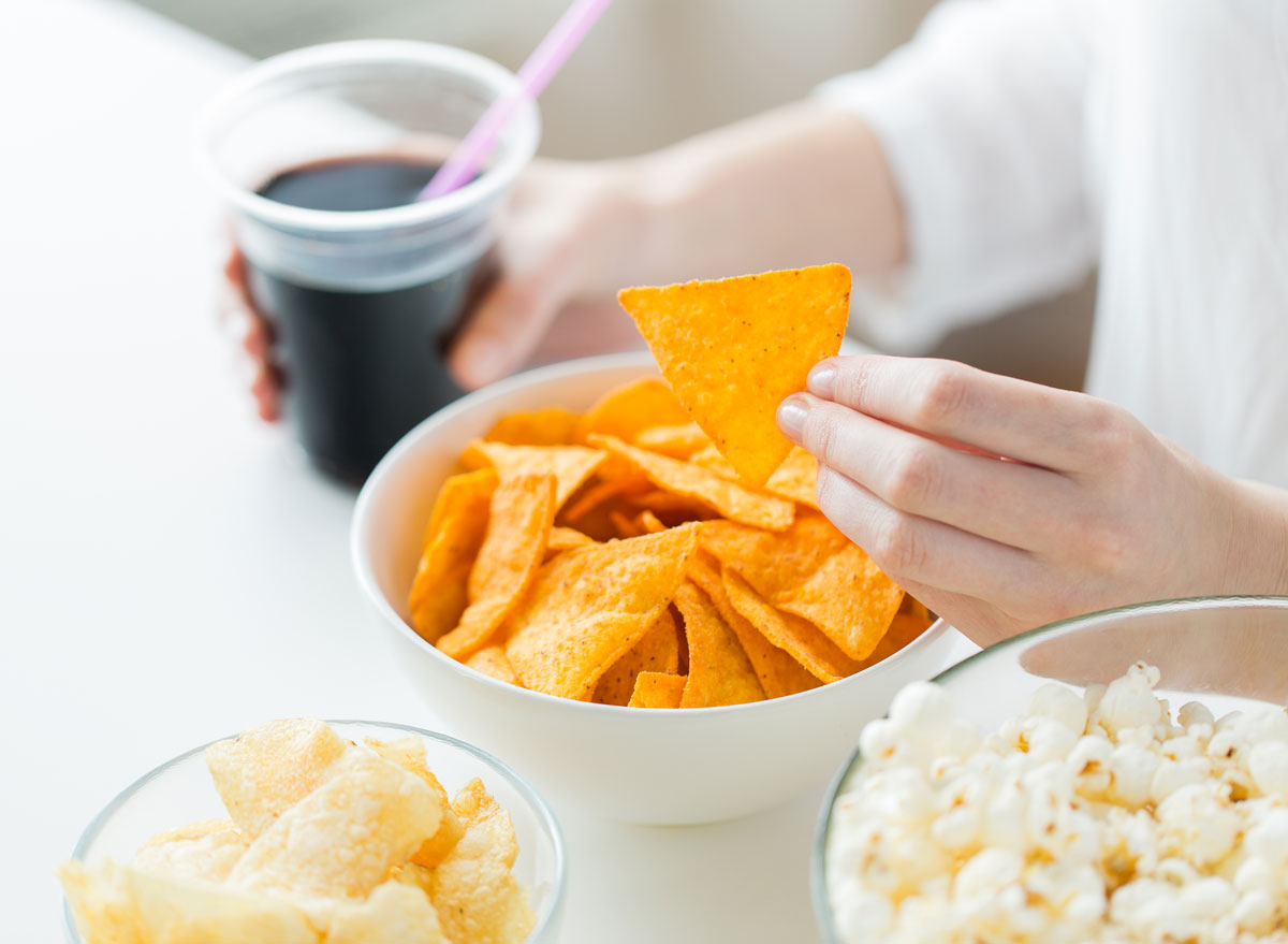 Do processed foods cause belly fat?