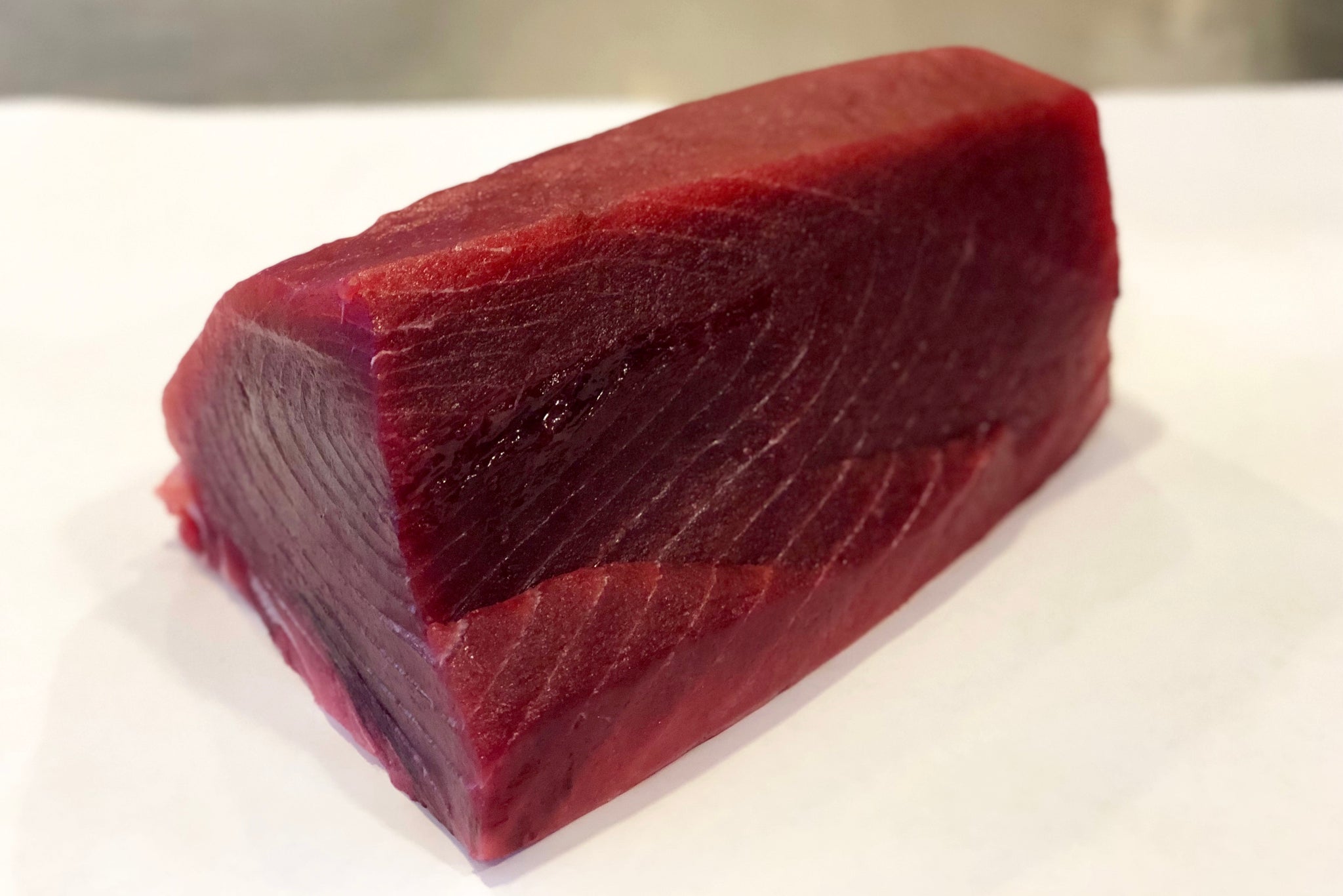 Do tuna steaks have to be sushi-grade?