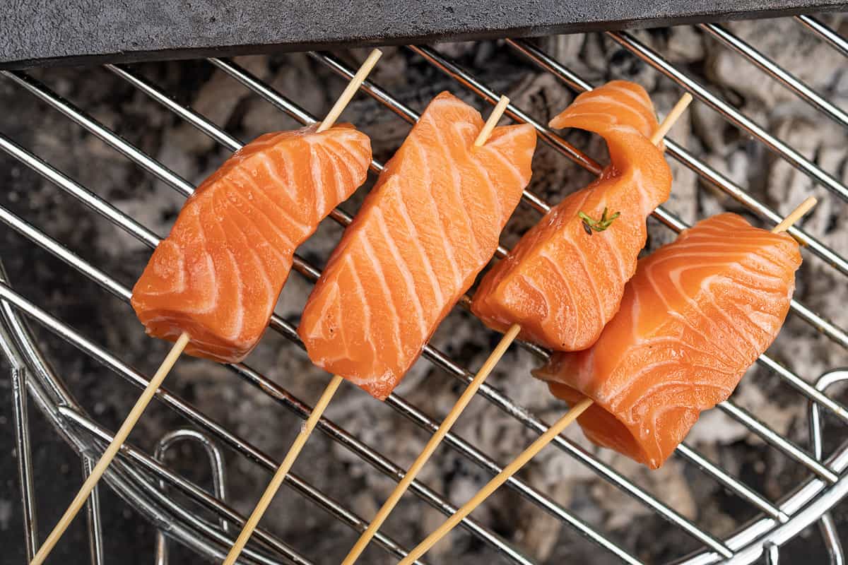 Do you cover fish when grilling?